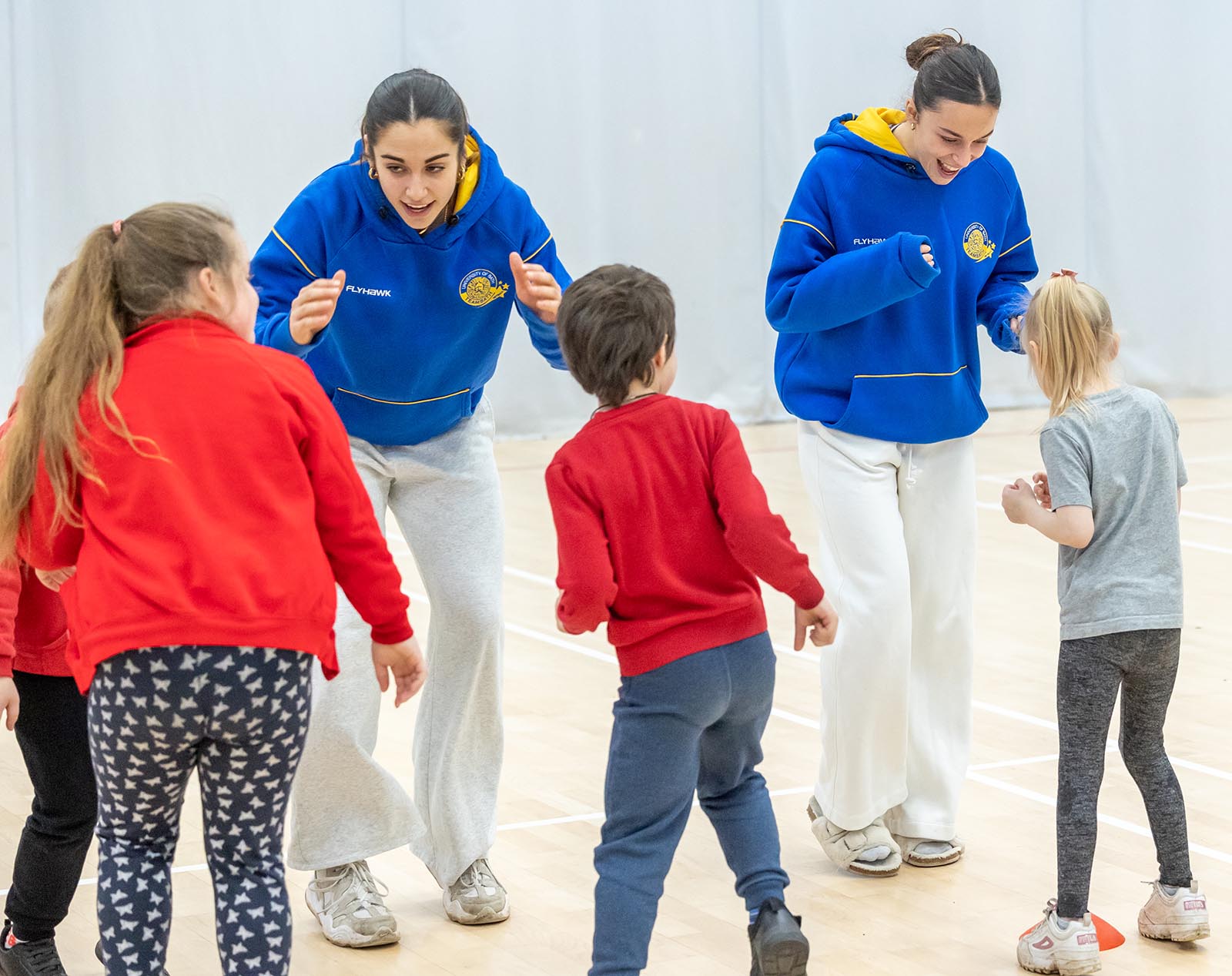 Team Bath Netball stars help local schoolchildren enjoy day of sporting ...